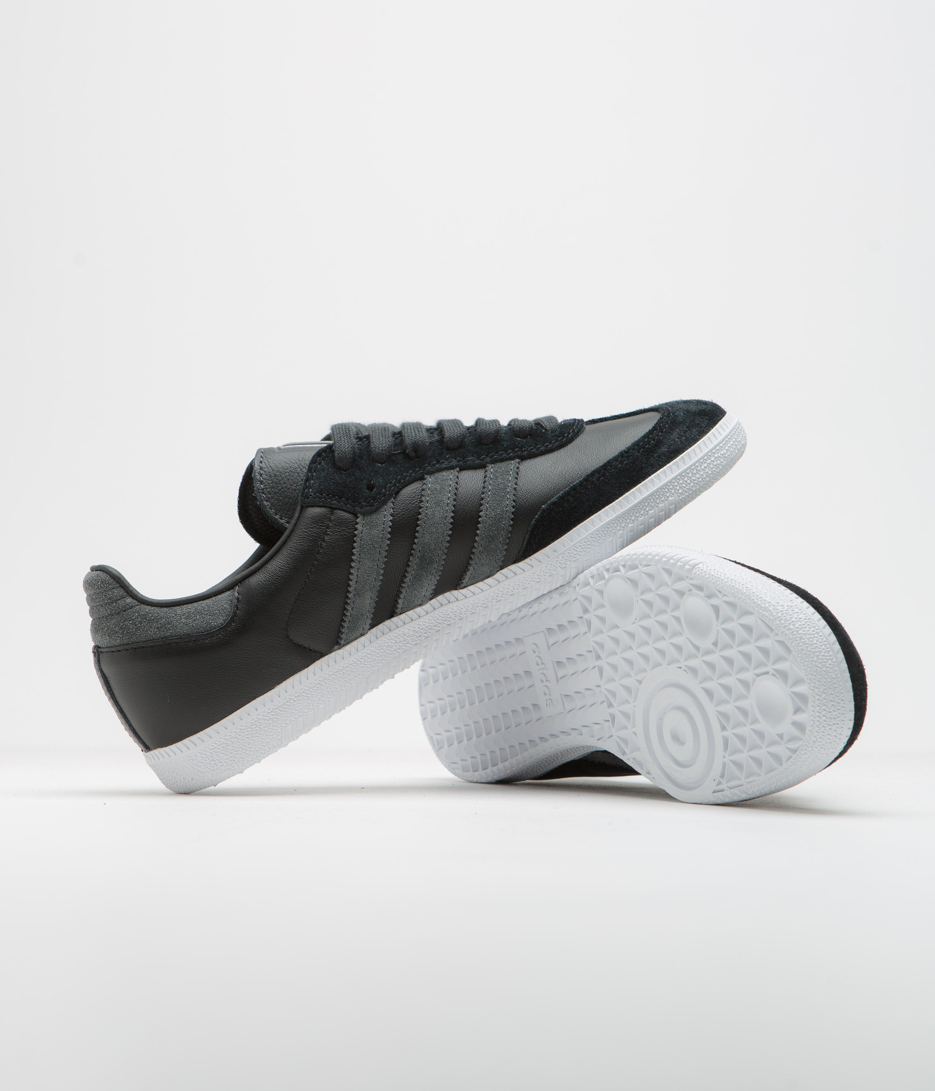 Adidas Samba ADV Shoes - Core Black / Carbon / Silver Metallic | Flatspot