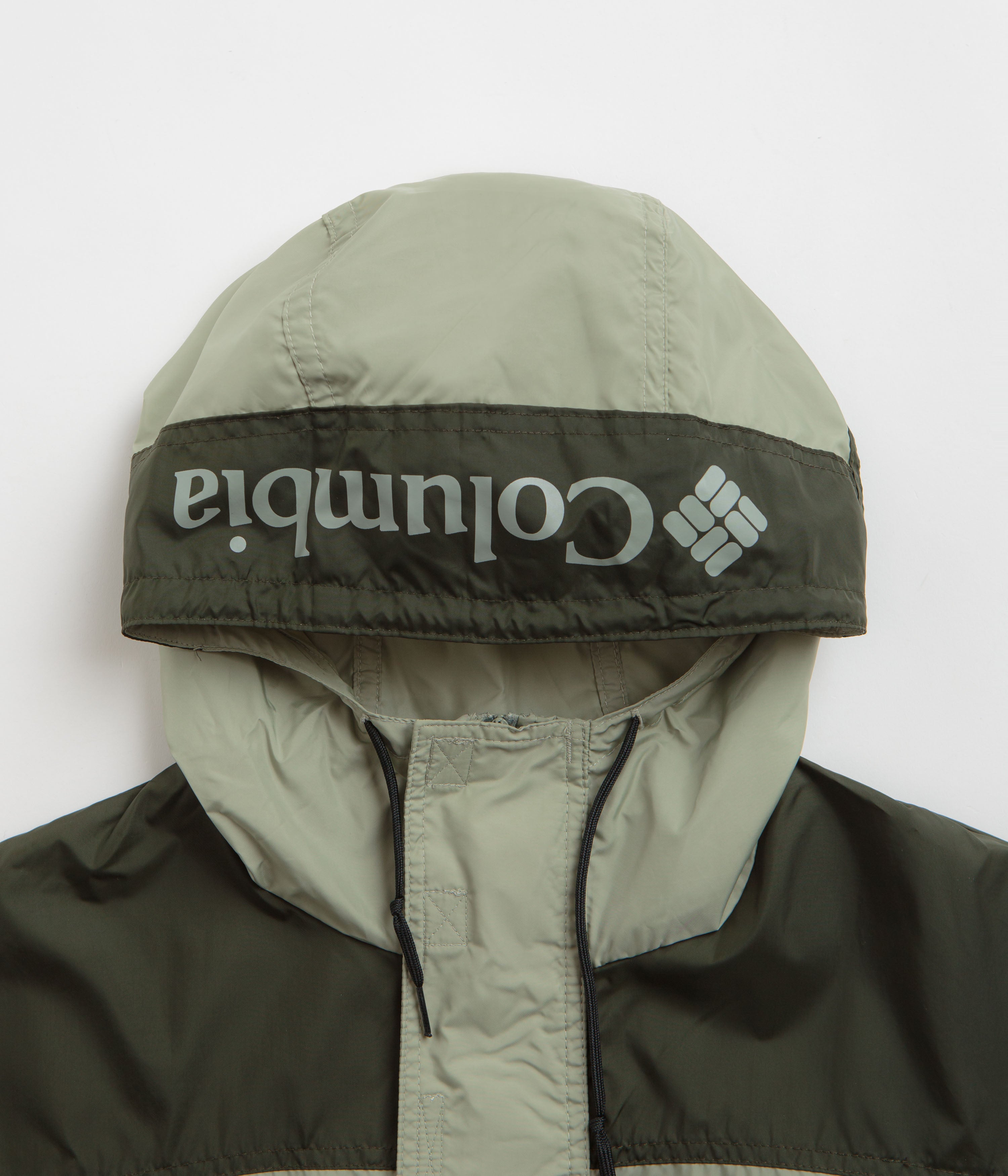 Columbia Challenger II Windbreaker Jacket - Safari / Greenscape | Flatspot