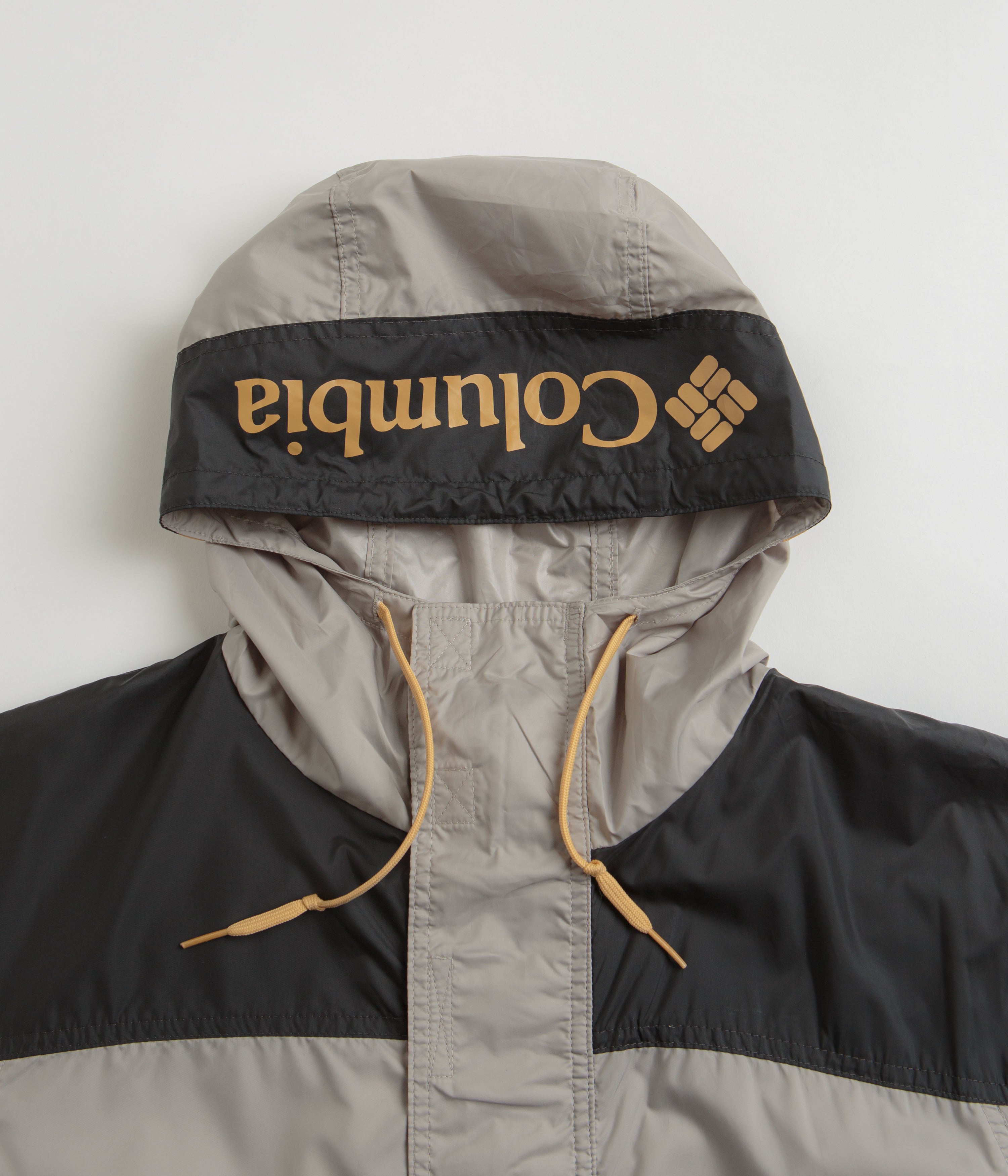 Columbia Challenger Windbreaker Jacket - Flint Grey / Shark | flatspot