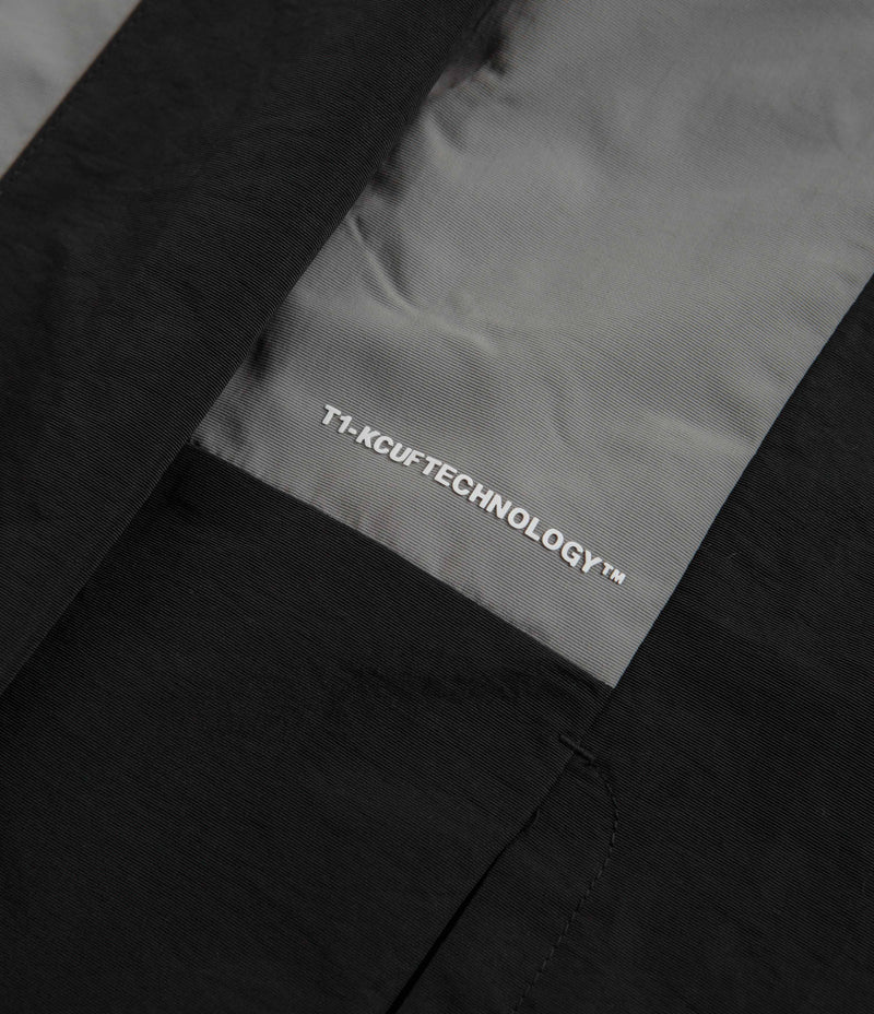 HUF Set Shell Jacket - Black | flatspot