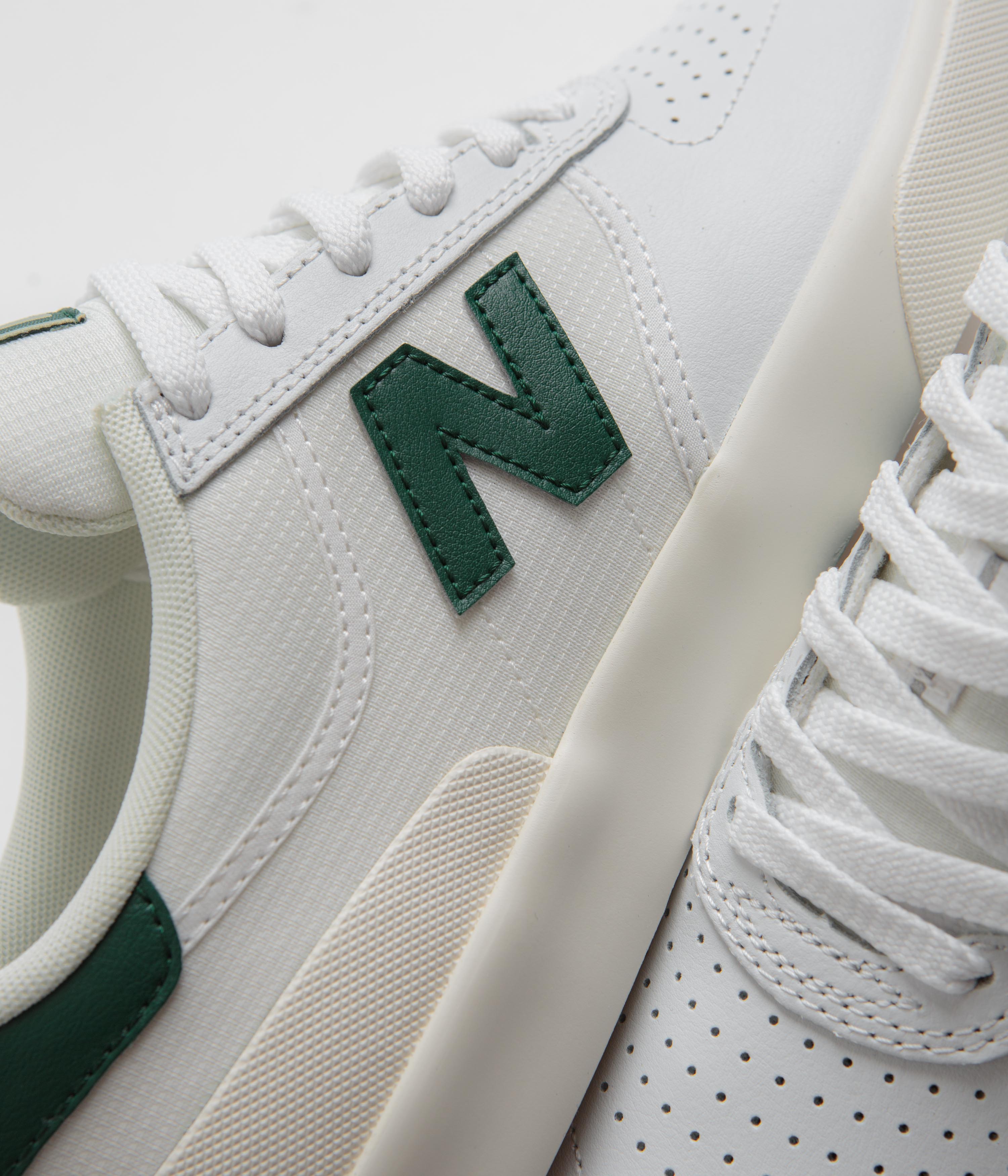 New Balance Numeric 272 Shoes - White / Green | Flatspot