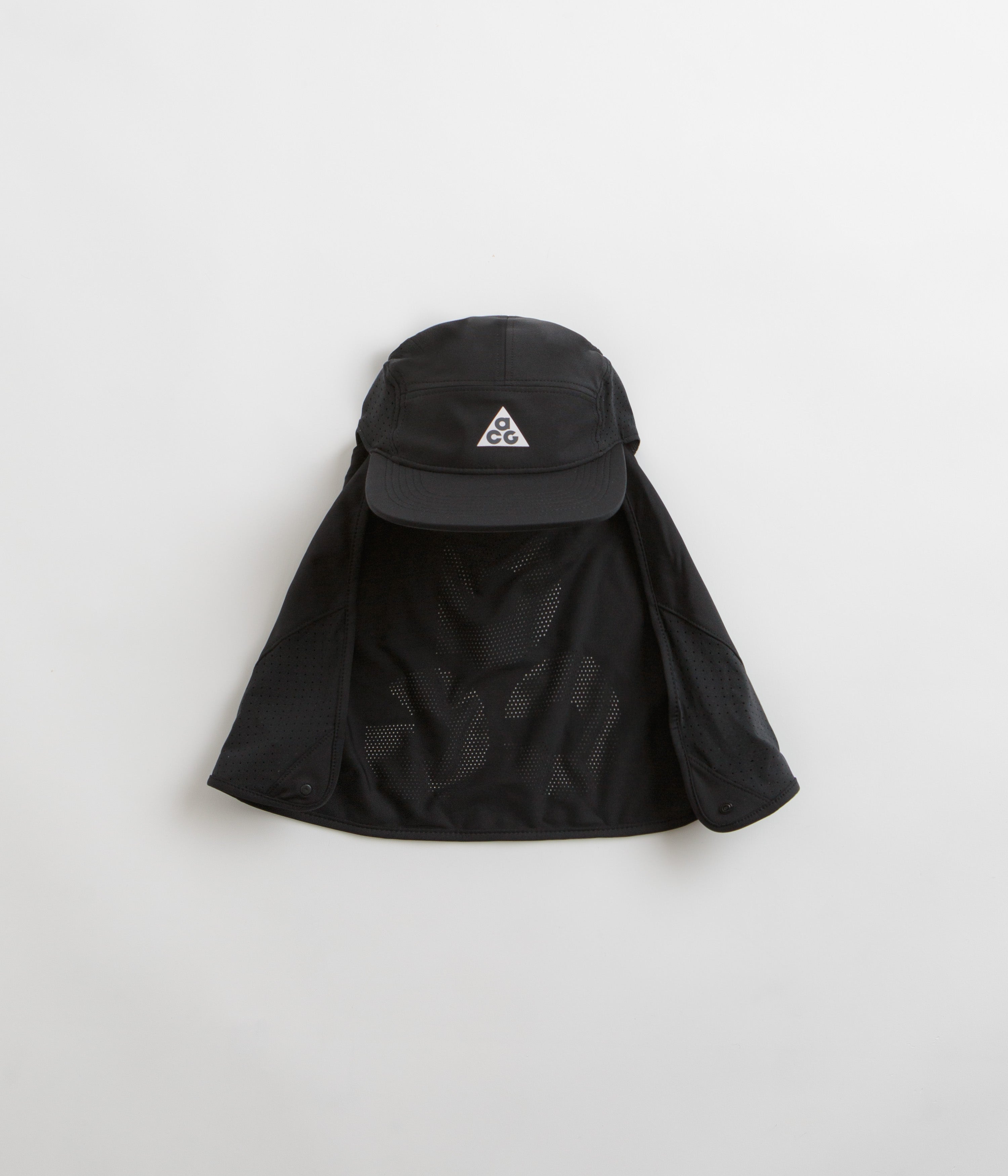 Nike ACG Cape Fly Cap - Black / Reflective Silver | Flatspot