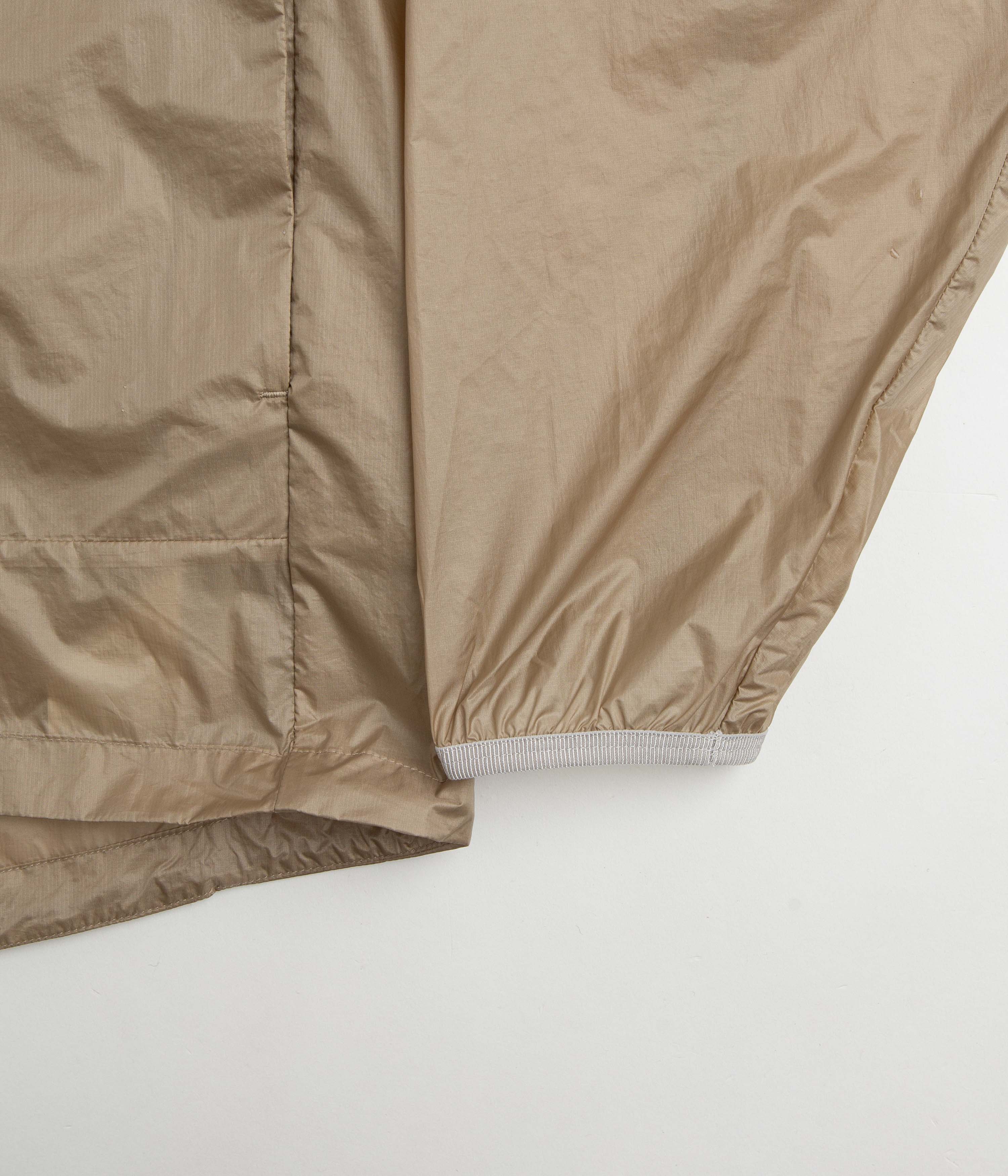 Nike ACG Cinder Cone Windproof Jacket - Khaki / Summit White | Flatspot