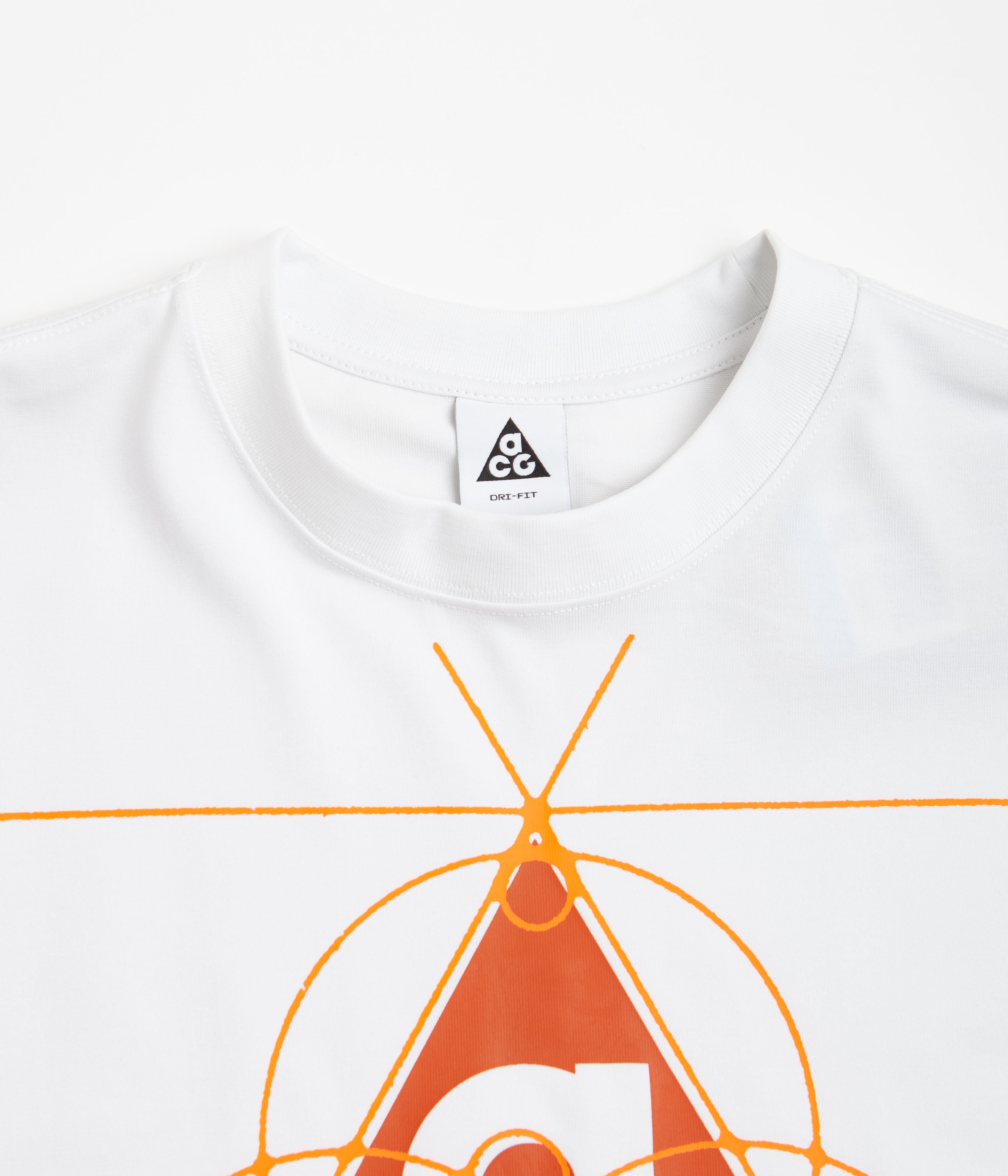 Nike ACG Leyline T-Shirt - Summit White | Flatspot