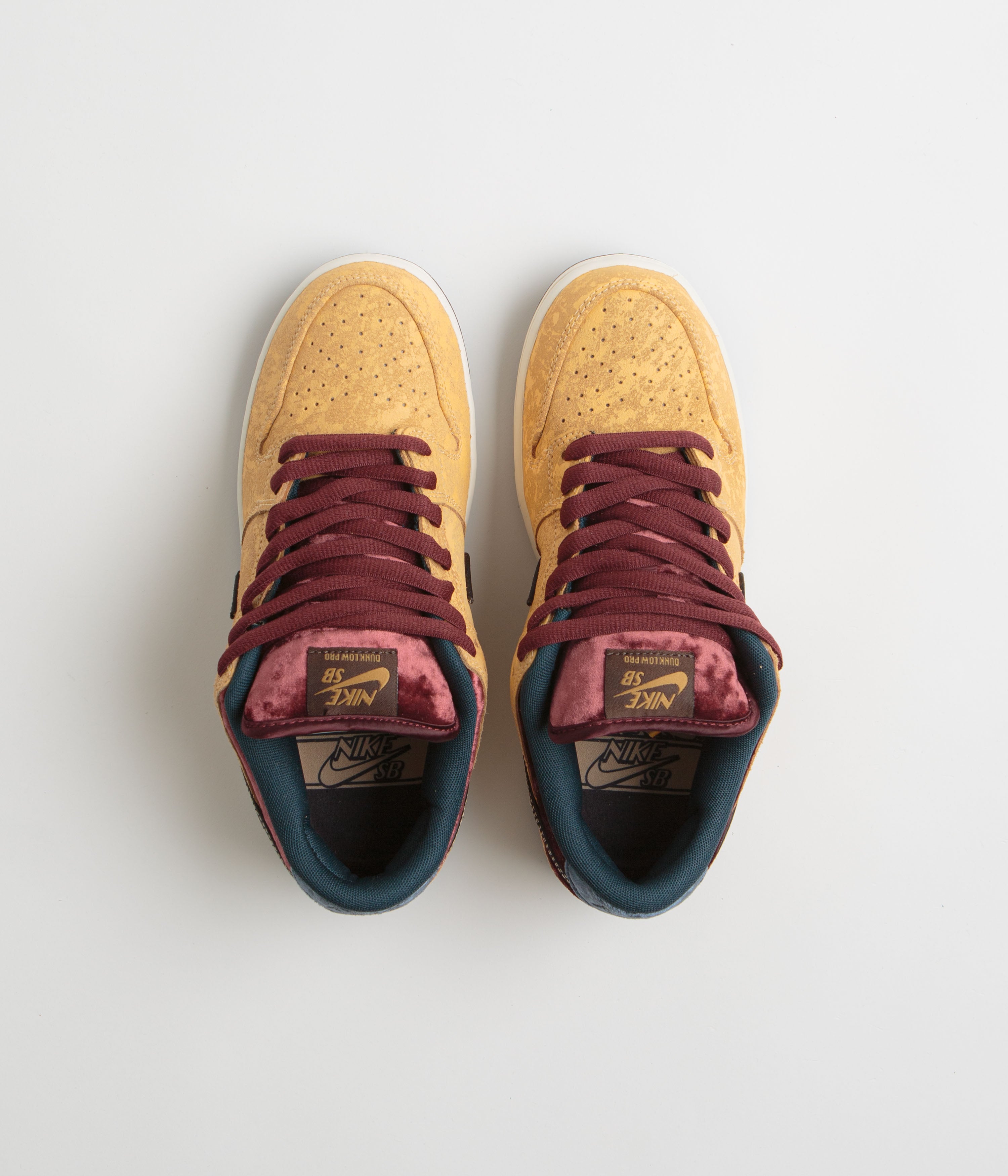 Nike SB Dunk Low Pro ‘City of Cinema’ Shoes - Celestial Gold / Black ...