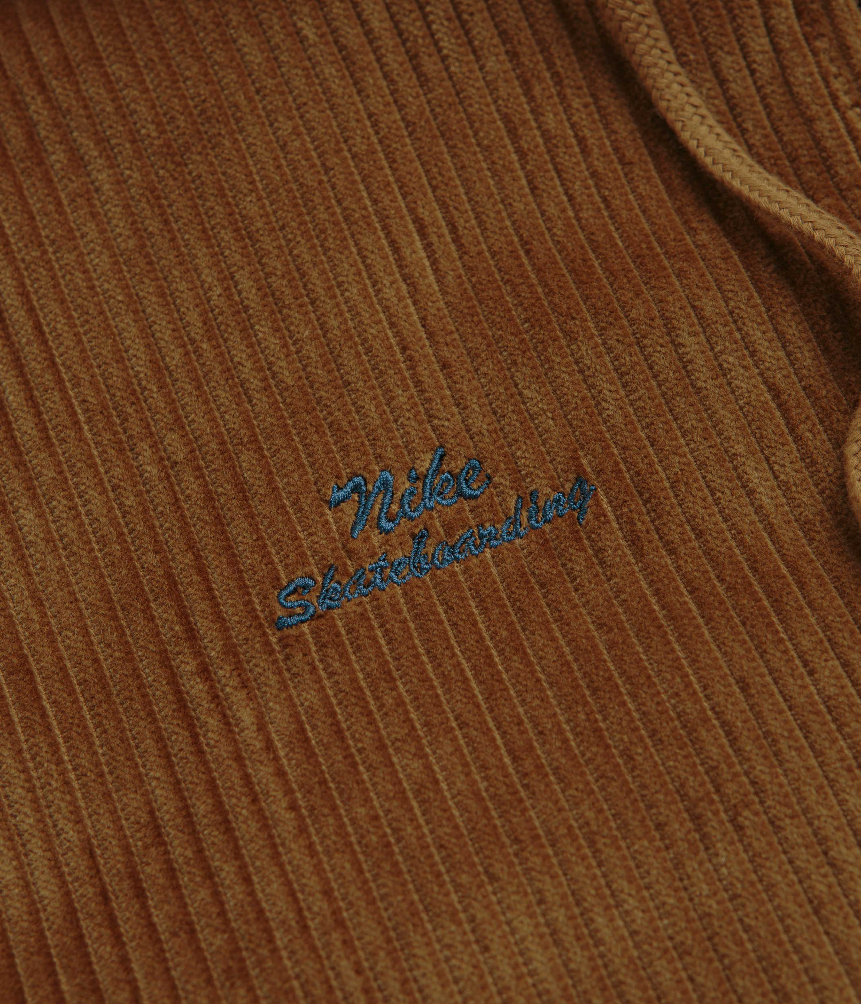 Nike SB Hooded Cord Jacket - Light British Tan / Armory Navy | flatspot