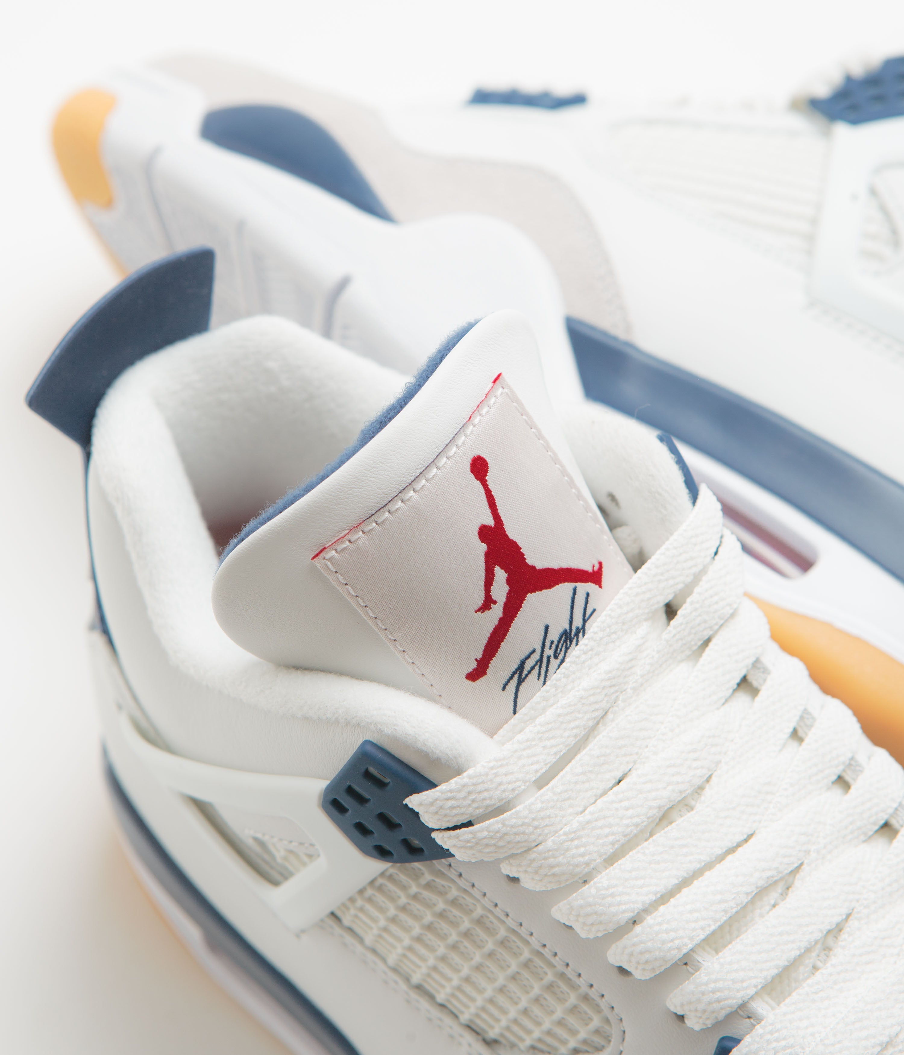 Nike SB x Air Jordan 4 Shoes - Summit White / White - Navy - Neutral G ...