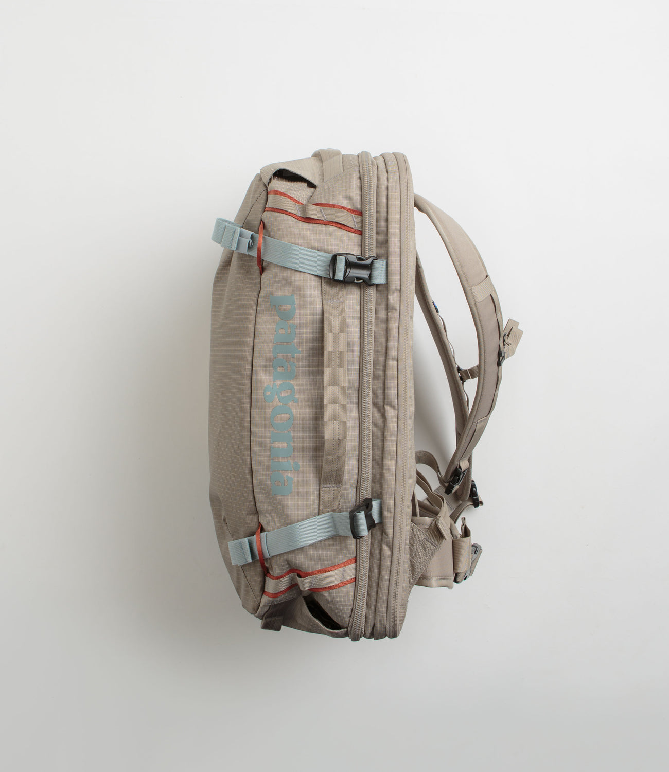 Patagonia Black Hole MLC Bag - Seabird Grey | Flatspot
