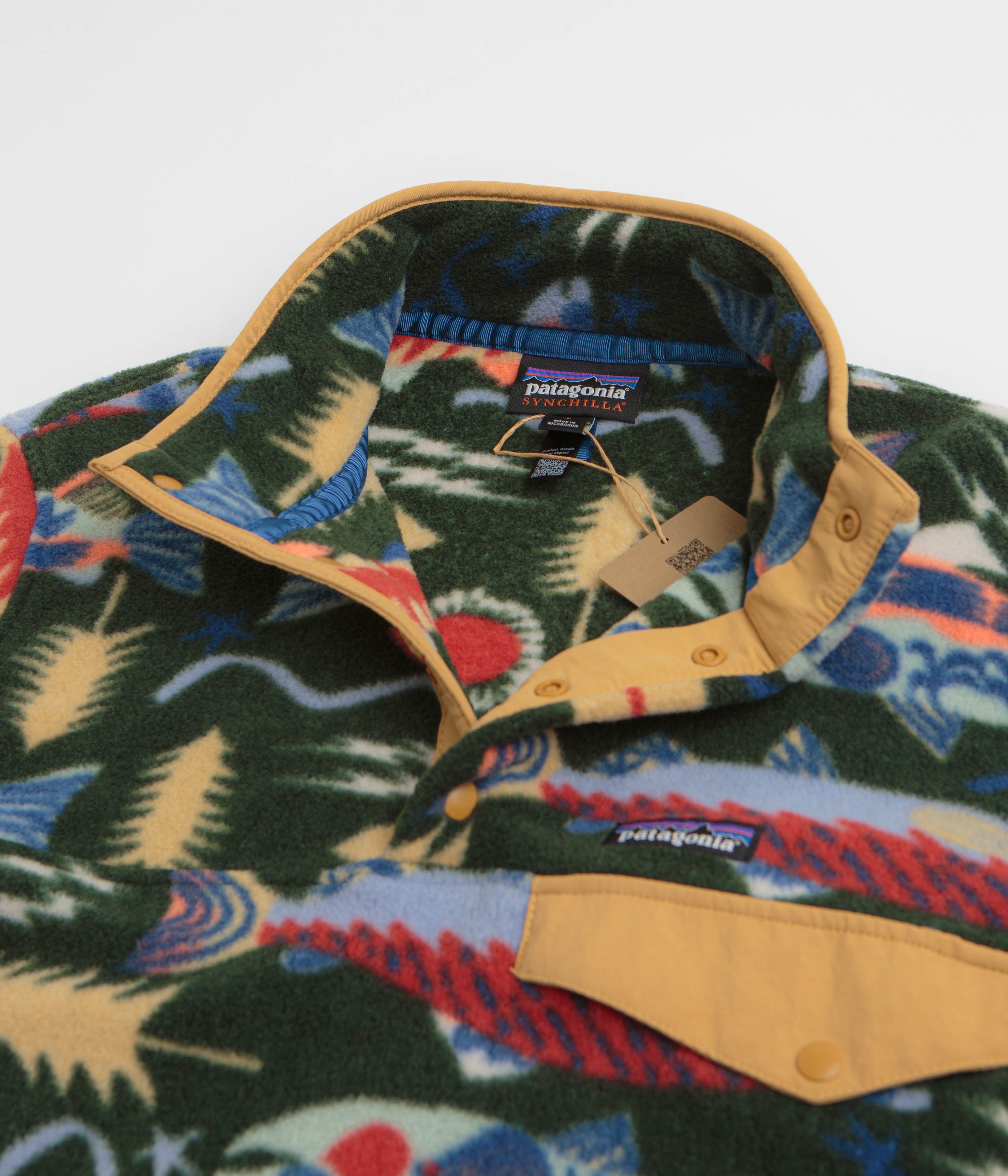 Patagonia Lightweight Synchilla Snap-T Fleece - Salmon Energy: Old Gro ...