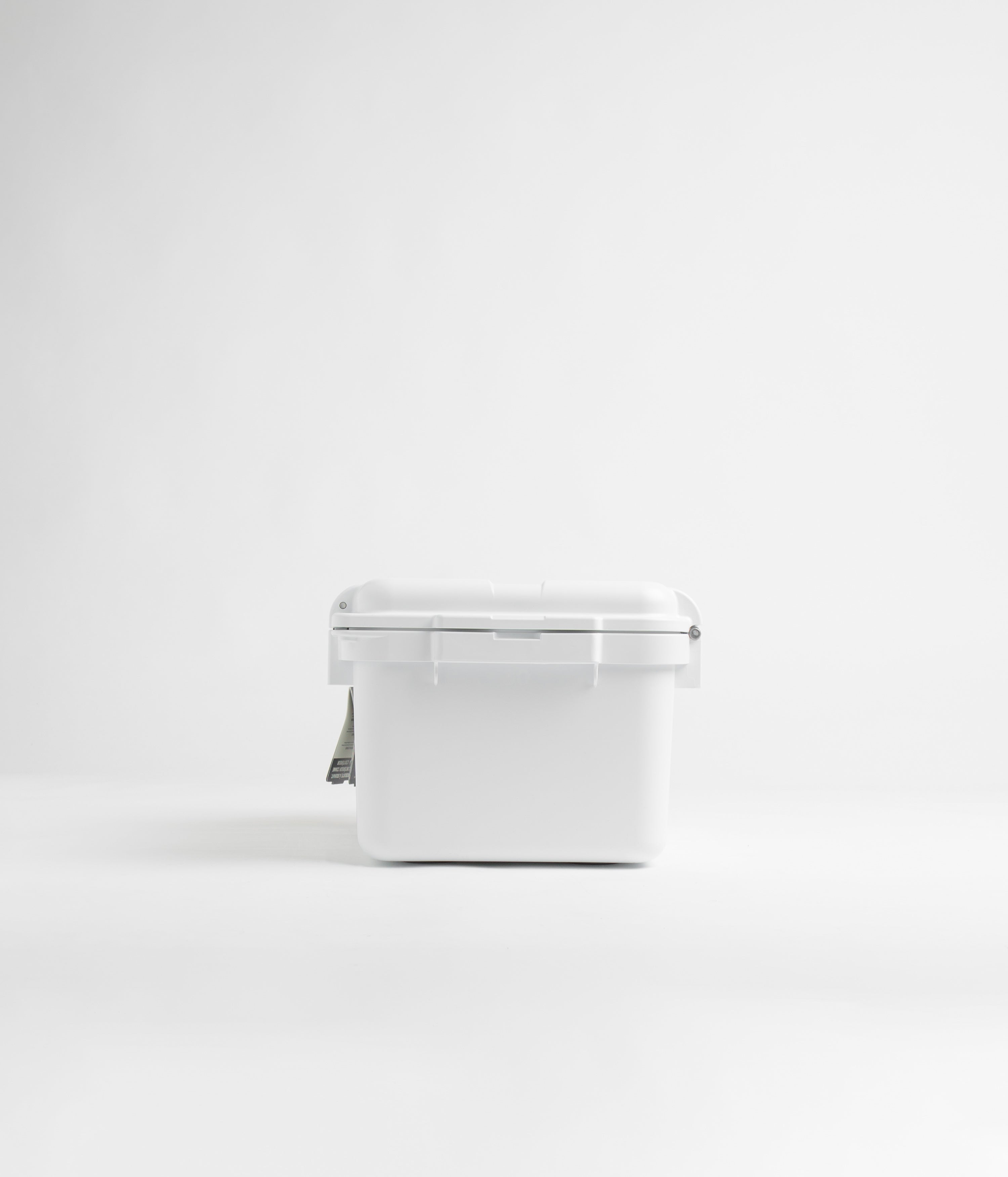 Yeti LoadOut 30 Go Box - White | Flatspot