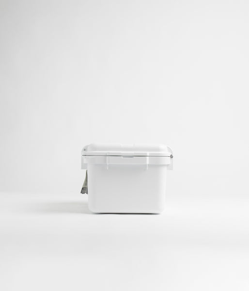 Yeti LoadOut 30 Go Box - White | flatspot