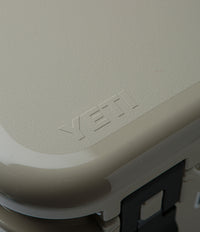 Yeti Roadie 24 Hard Cooler - Tan | Flatspot