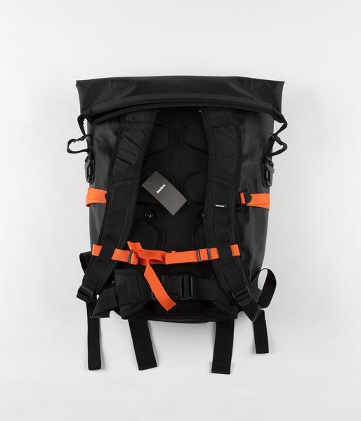 Finisterre Waterproof Rucksack - Black | flatspot