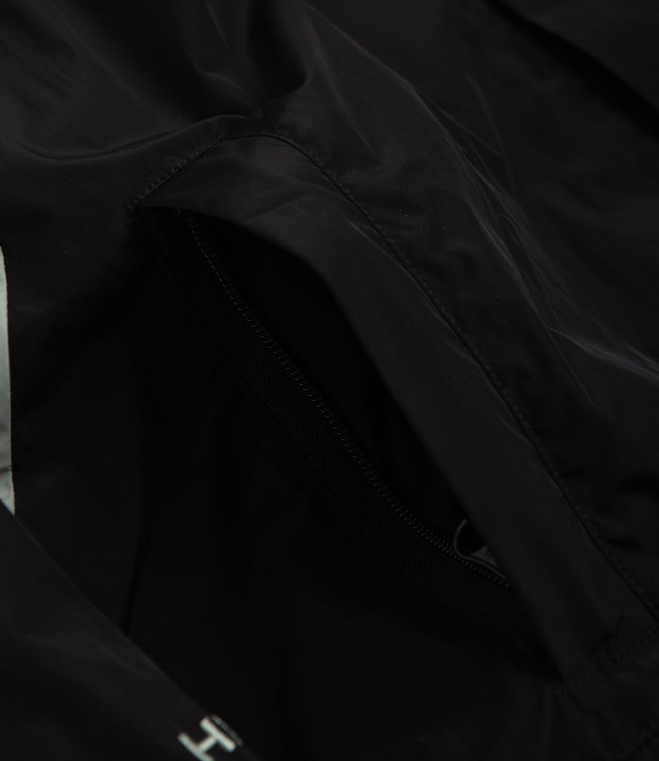 Helas North Outdoor Jacket - Black / Green | Flatspot