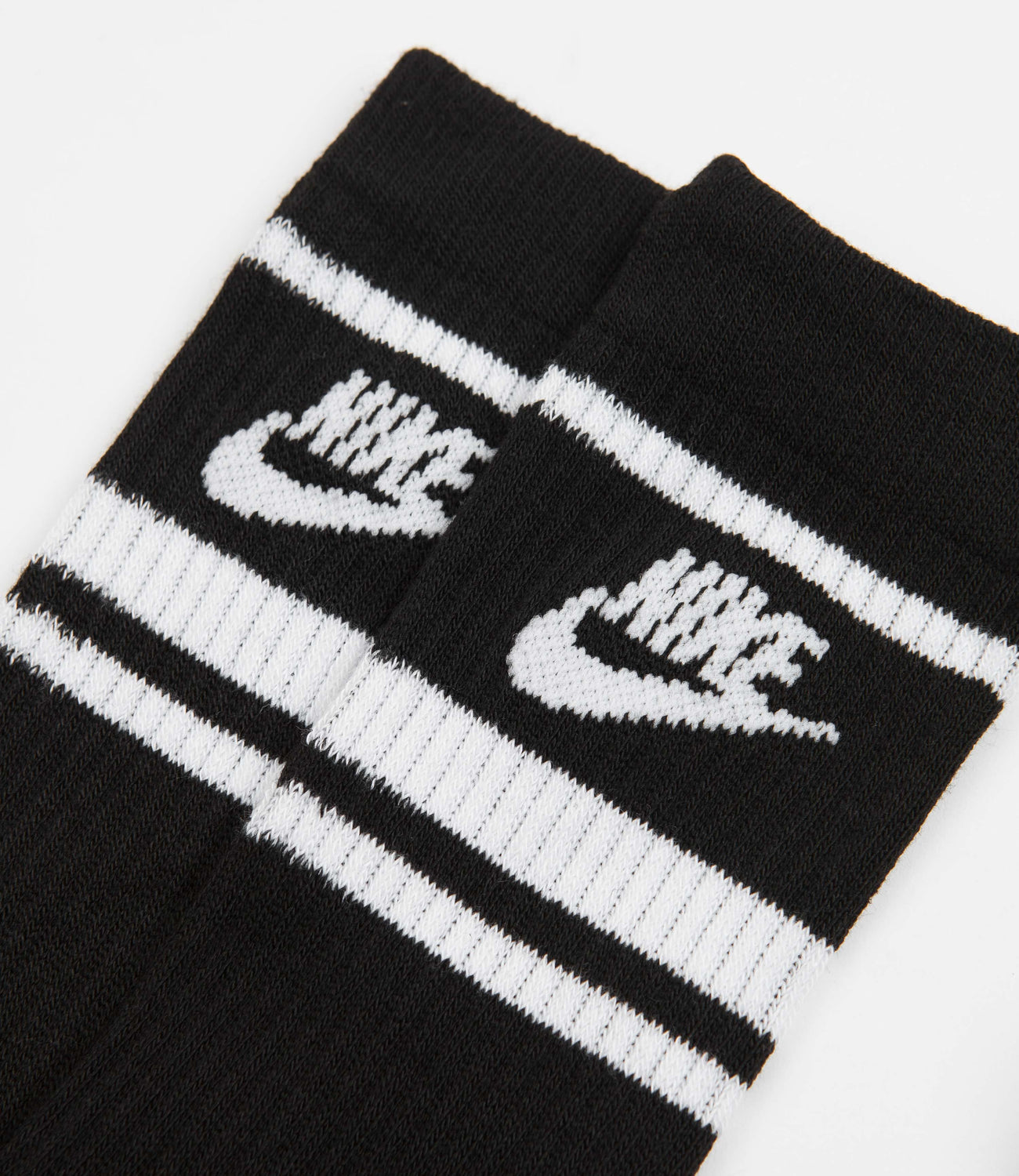 Nike Everyday Essential Crew Socks (3 Pair) - Black / White / Black ...