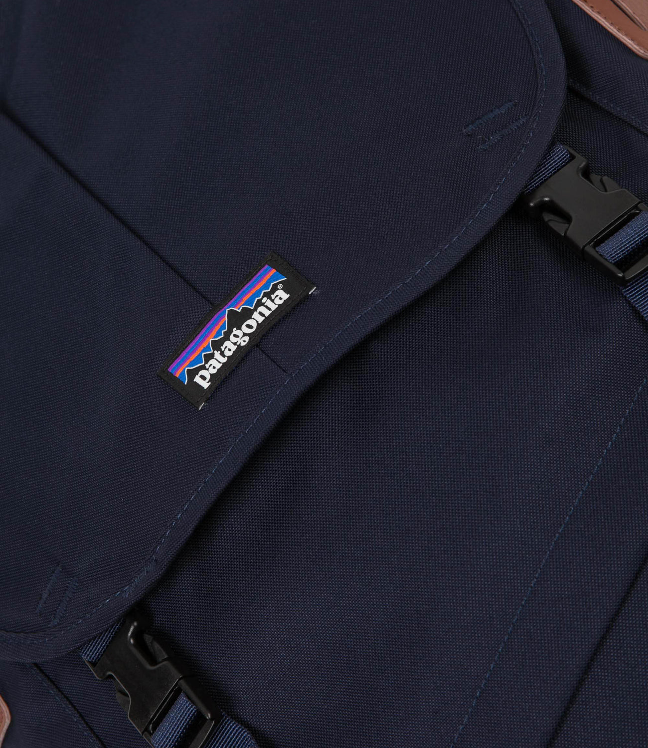 Patagonia Arbor Backpack - Navy Blue / Paintbrush Red | Flatspot
