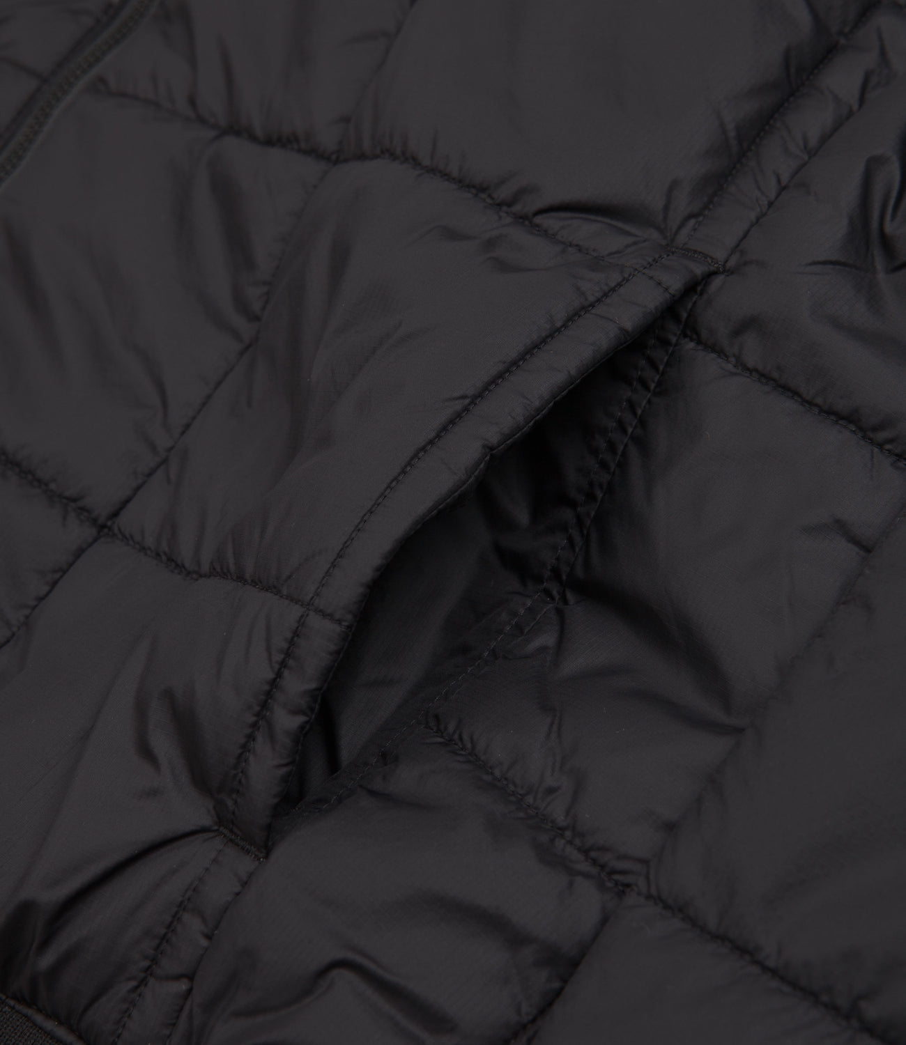 Patagonia Box Quilted Hooded Jacket - Black | Flatspot